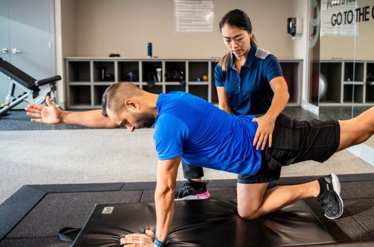 Inside the Physical Therapy Programs That Actually Get You Moving Again ...